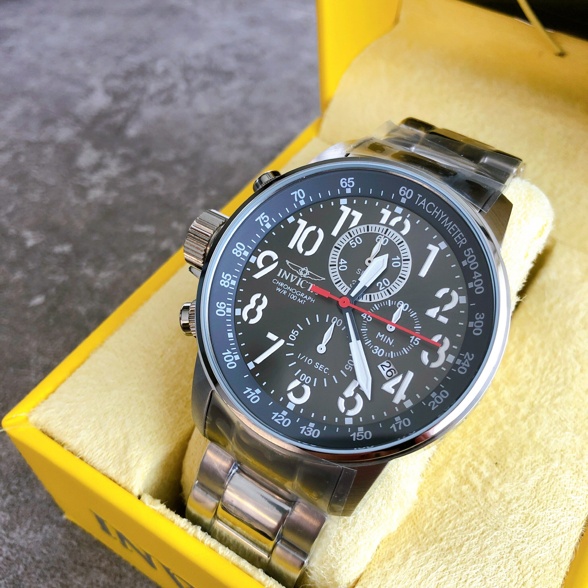 美國百分百【全新真品】INVICTA 大錶面 三眼計時 日期窗 不鏽鋼錶帶 精品手錶 腕錶 石英錶 28743 AY91 | 美國百分百直營店 ...