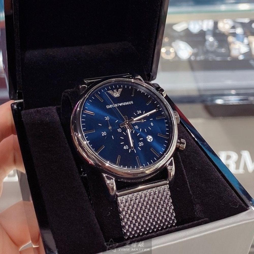 點數9%★ARMANI手錶,編號AR00056,44mm黑圓形精鋼錶殼,寶藍色三眼, 中三針顯示錶面,鐵灰色米蘭錶帶款,超高品質!, 時尚達人 ...