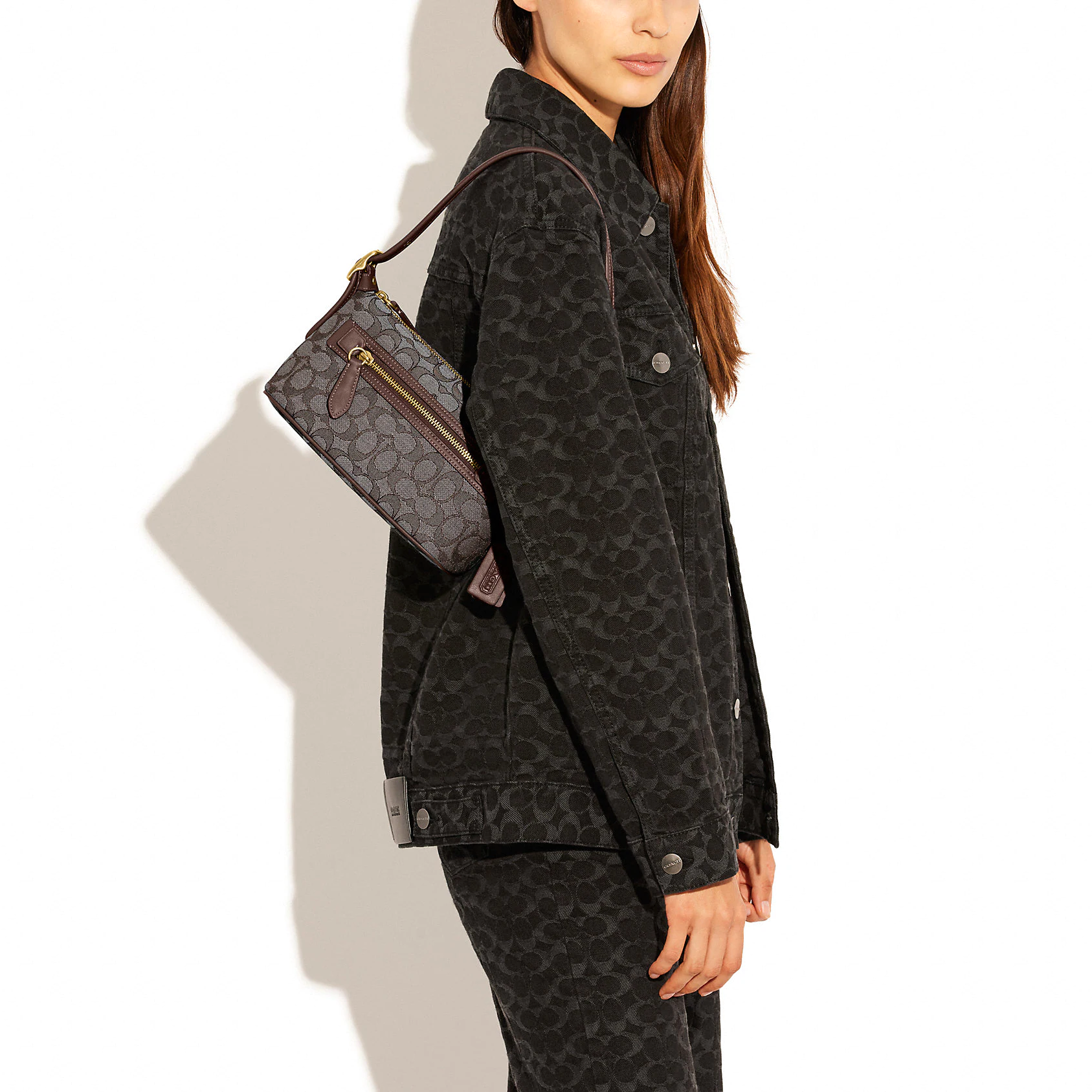COACH Demi23 老花拉鍊開合 中號單肩手提包 CE736(預購)~【 菲尼斯 國際精品 ★ 疊加現抵$2099 】 | 菲尼斯直營店 ...