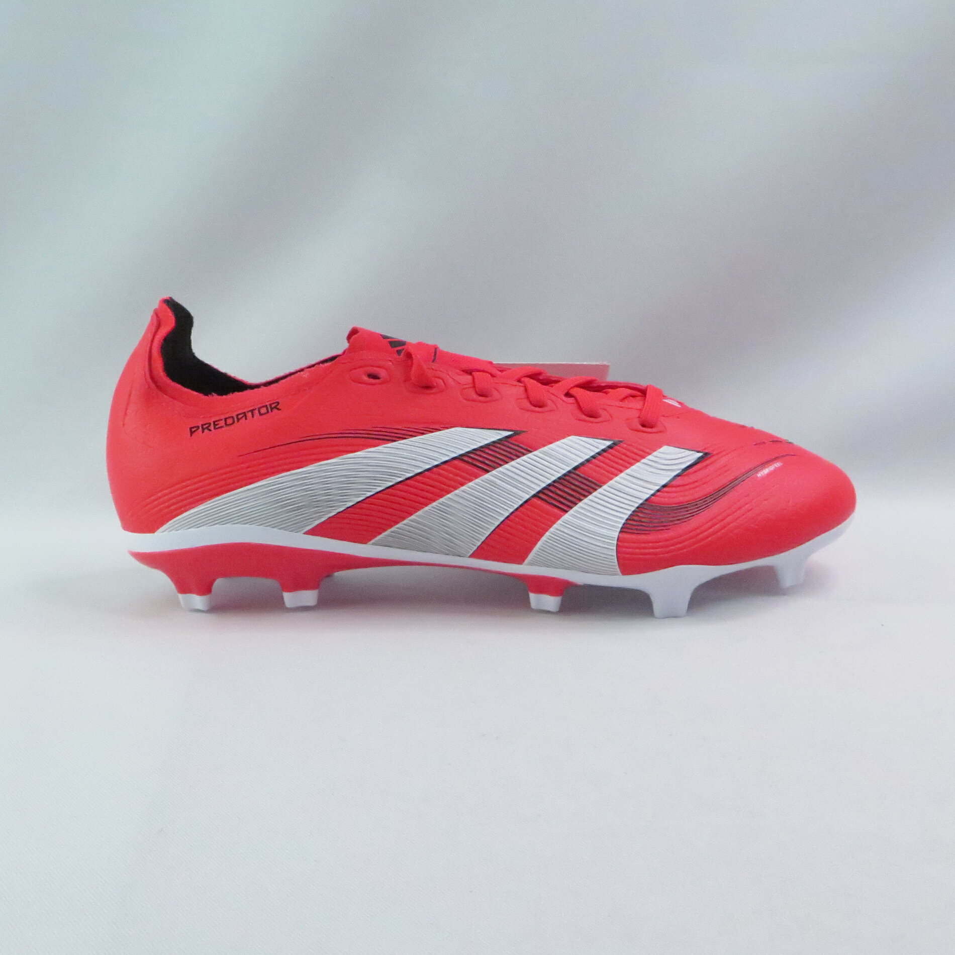 ADIDAS ID3745 PREDATOR LEAGUE 男足球鞋 釘鞋 紅白【iSport愛運動】 | ISPORTSHOP直營店 ...