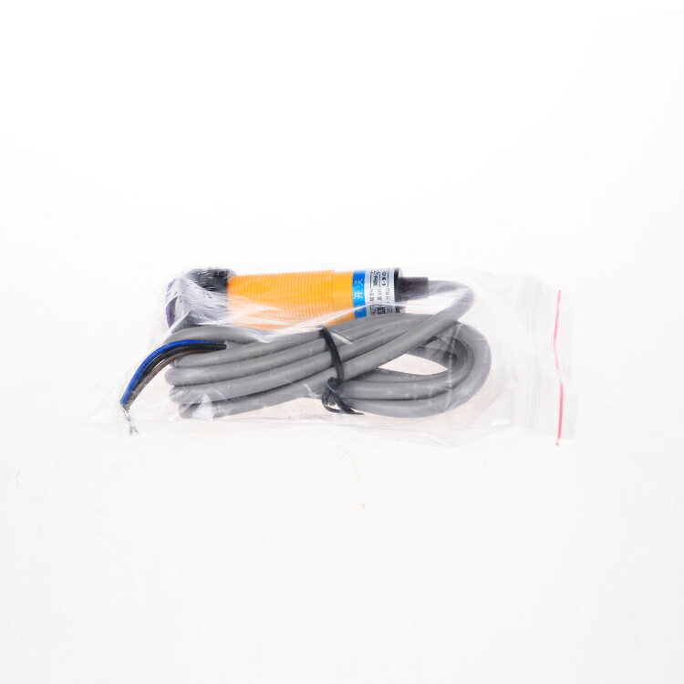 M18滬工光電開關 E3F-DS10Y1 漫反射型10厘米 二線常開交流220V | 協貿國際日用品生活11館 | 樂天市場Rakuten