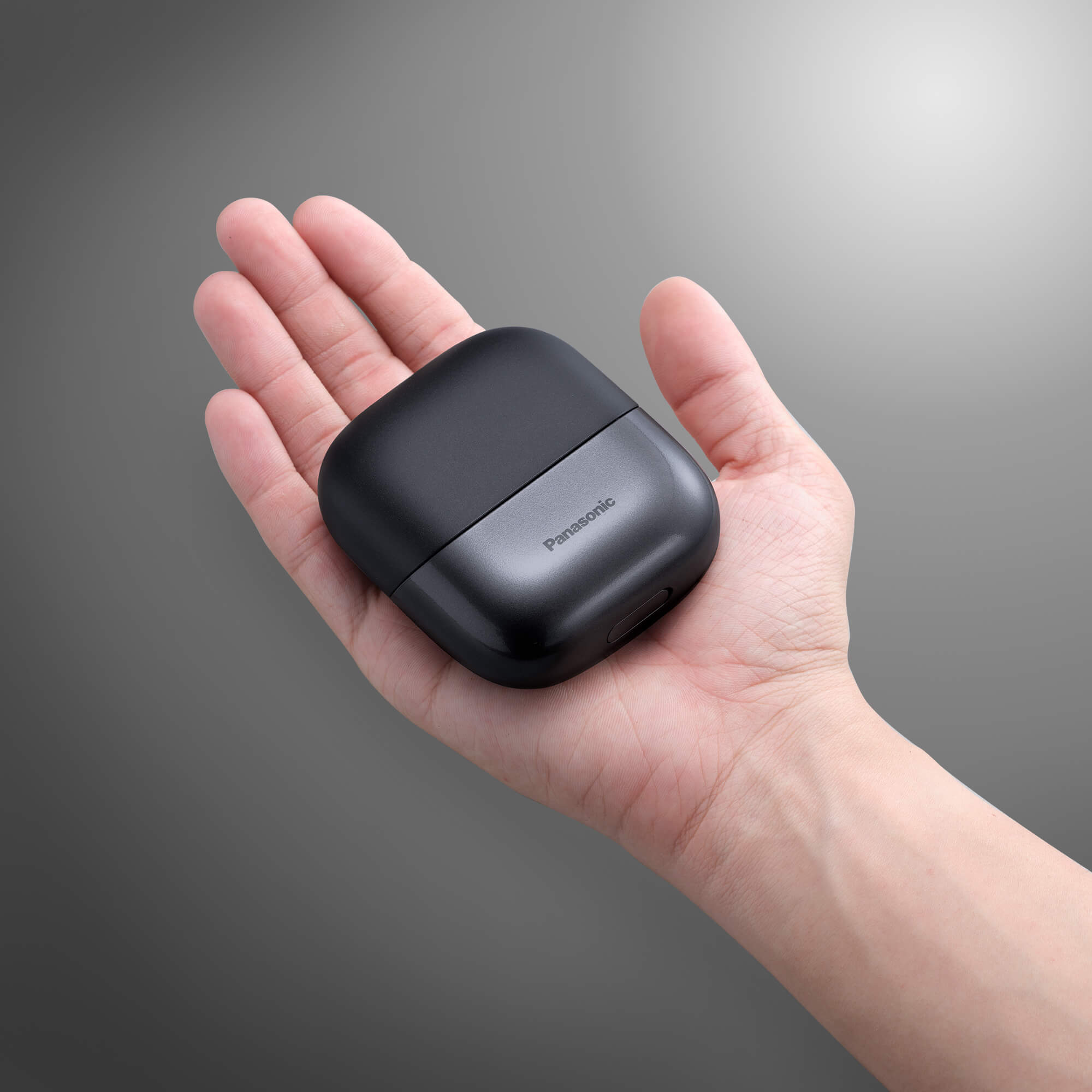 領券獨家最高9折 Panasonic掌上型3枚刃電鬍刀 特選極淨好禮組 ES-CM3A (午夜黑/天使白) | Panasonic授權台北中山 ...