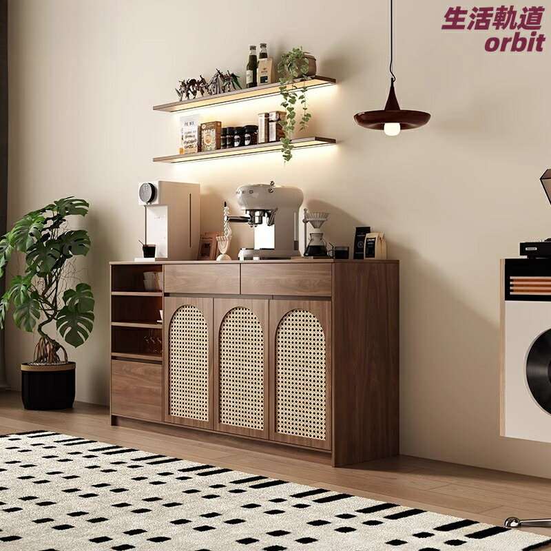 【藤編復古】實木矮櫃 餐邊櫃 茶水櫃 置物櫃 吧檯櫃 客廳櫃 靠牆一體設計 中古風茶邊櫃 多格儲物 客廳餐廳通用 | 生活軌道 | 樂天市場 ...
