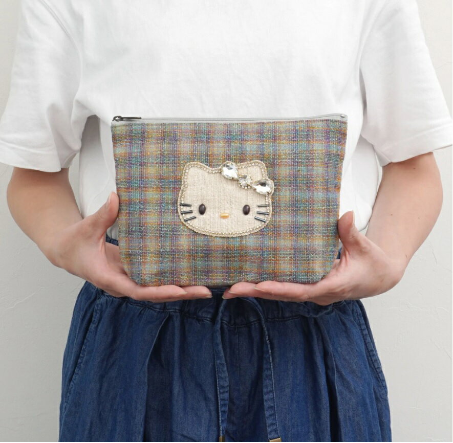 日本 Hello Kitty×MAYGLOBE 立體寶石 毛呢風 化妝包-日本直送｜小鶴日貨 | 小鶴日貨 | 樂天市場Rakuten