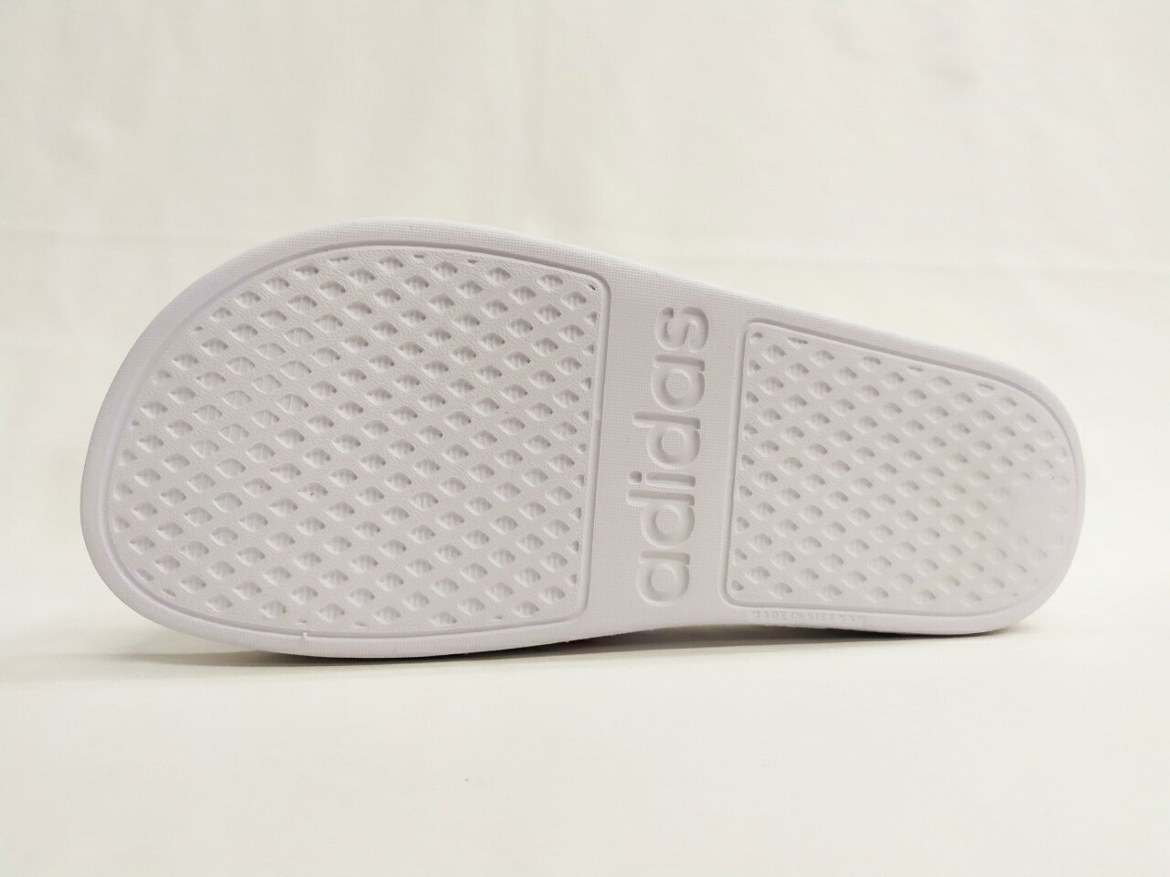 ADIDAS 愛迪達 拖鞋 運動拖鞋 女款 防水 快乾 粉白 US6~9 Adilette Aqua GZ5237 | 大自在運動休閒精品店 ...