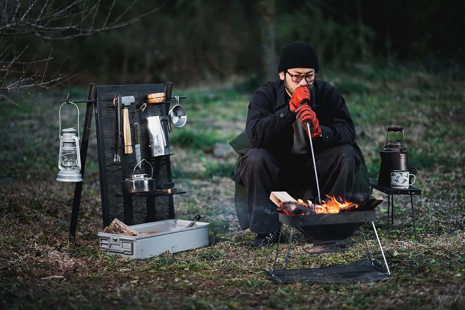 日本代購 ONOE 尾上製作所 MT-8317-III 圍爐 露營桌 圍爐桌 焚火台邊桌 折疊桌 烤肉 鐵製 附收納袋 | 配件王日本精品直營店 | 樂天市場Rakuten