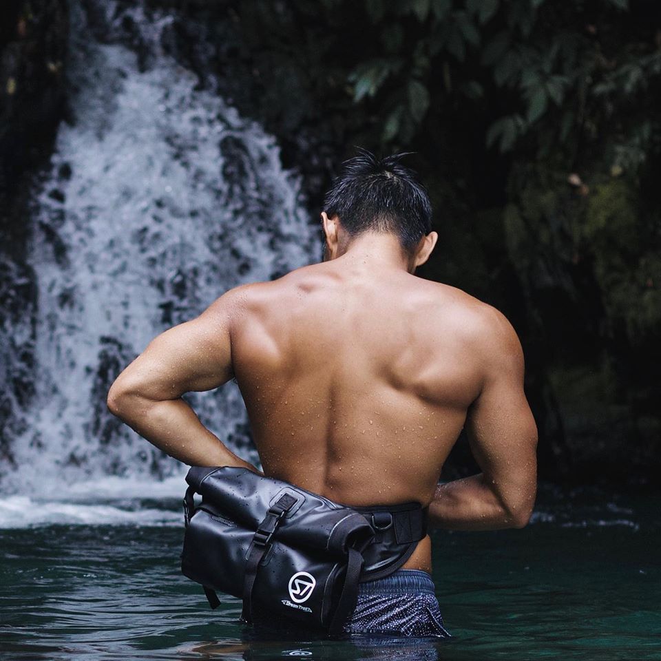 日本 《Stream Trail》SD Waist Bag II 防水腰包 (瑪瑙黑) | 享趣戶外 | 樂天市場Rakuten