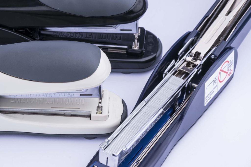 日本 美克司 MAX HD-50DF 釘書機 訂書機 (適用3號釘書針) | 聯盟文具直營店 | 樂天市場Rakuten