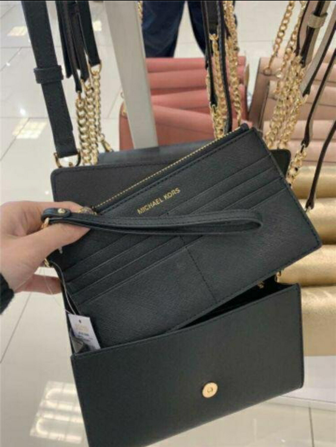 美國正品MICHAEL KORS MK 第二代新款櫻花粉、黑色、桃紫紅色 WOC包(十字紋防刮真皮) 斜背包 側背包 長夾 手機包【二代背帶可拆變手拿長夾、內層卡片層也可拆】~(代購 ...