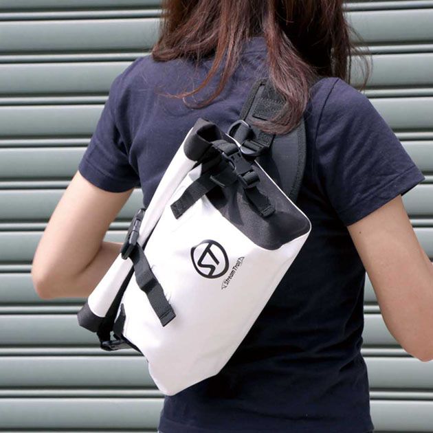 日本 《Stream Trail》SD Waist Bag II 防水腰包 (浪花白) | 享趣戶外 | 樂天市場Rakuten